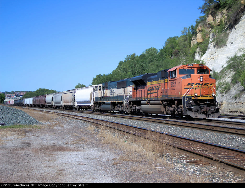 BNSF 9152